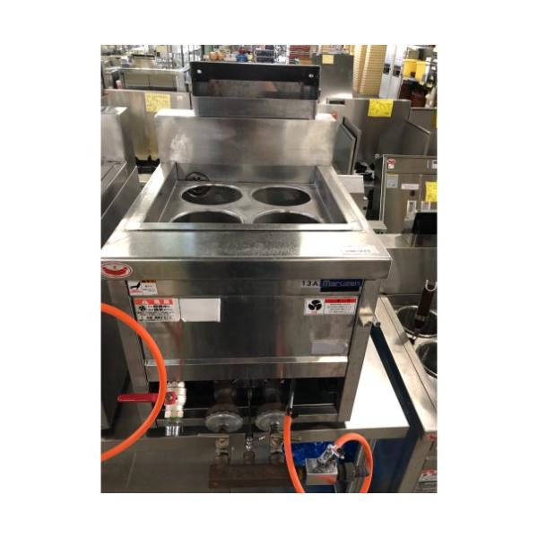 商品名：ガスゆで麺機 4テボ 寸法：W400×D545×H400 メーカー：マルゼン 型式：MRK-045TB 年式：2019年製 ガス種：都市ガス【12A・13A】※ガス機器の接続は最寄りの専門業者へご依頼下さい。 付属品：写真の通り 説...
