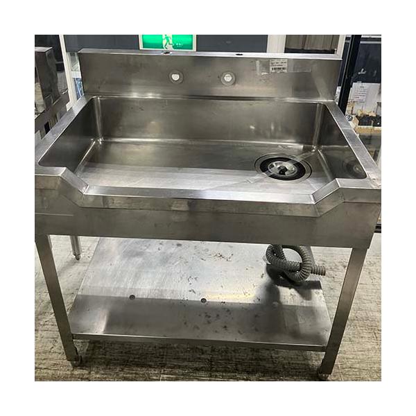 商品名：舟形シンク 寸法：W900×D600×H800 付属品：写真の通り 説明書：写真の通り 保証期間：なし ランク：B 特記事項：-  販売店：テンポス札幌西野店（北海道札幌市）からの配送です。