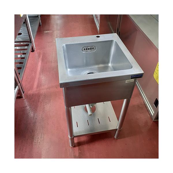 商品名：一槽シンク 寸法：W450×D450×H800 メーカー：マルゼン 保証期間：なし ランク：B 特記事項：-  販売店：テンポス豊橋店（愛知県豊橋市）からの配送です。