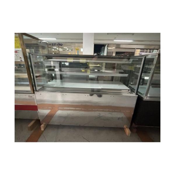 商品名：ケーキショーケース 寸法：×D800×H1100 メーカー：ダイヤ冷ケース 型式：不明 年式：2022年製 電源：単相100V/三相200V 50/60Hz共用 コンセントプラグ：あり 消費電力：710/830W 付属品：写真の通り...