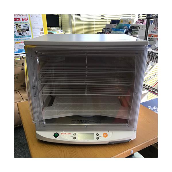 商品名：洗えてたためる発酵機 寸法：W498×D424×H455 メーカー：日本ニーダー 型式：PF-102 年式：2022年製 電源：単相100V 50/60Hz共用 コンセントプラグ：あり 消費電力：150W ガス種： 重量：10kg ...