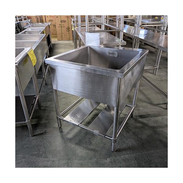 商品名：一槽シンク 寸法：W750×D800×H830 付属品：写真の通り 説明書：写真の通り 保証期間：なし ランク：B 特記事項：-  販売店：テンポス川口厨房機器専門館（埼玉県川口市）からの配送です。