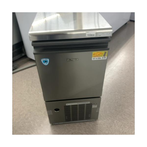 商品名：製氷機 25kg 寸法：W395×D450×H800 メーカー：大和冷機 型式：DRI-25LMF 年式：2023年製 電源：単相100V 50/60Hz共用 付属品：写真の通り 説明書：写真の通り 保証期間：納品日より12ヶ月(離...