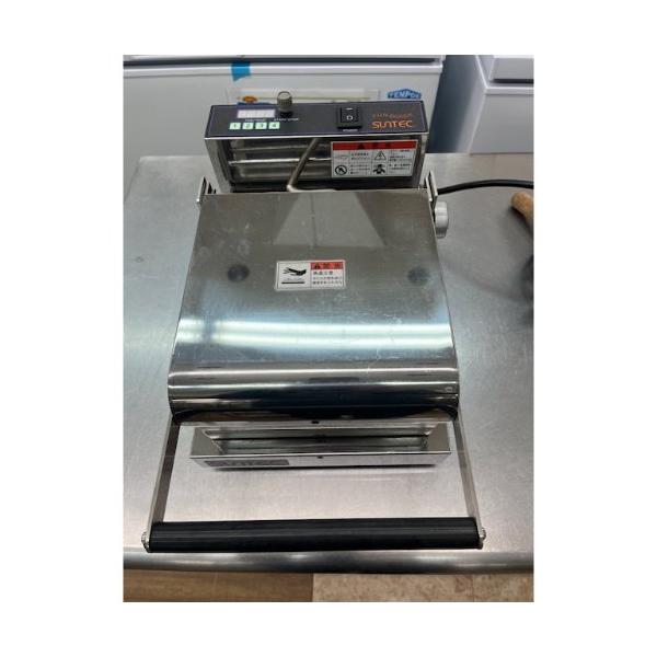 商品名：ワッフルベーカー 寸法：W245×D375×H175 メーカー：サンテックコーポレーション 型式：MAX-1 年式：2024年製 電源：単相100V ヘルツ不明 コンセントプラグ：あり ガス種： 保証期間：納品日より1ヶ月(離島や一...