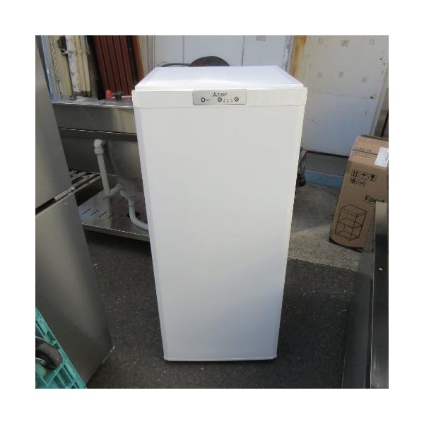 商品名：冷凍ストッカー 寸法：W480×D586×H1126 メーカー：三菱電機 型式：MF-U12F-W1 年式：2021年製 電源：単相100V 50/60Hz共用 コンセントプラグ：あり 消費電力：57/61W 内容積：121L 重量...