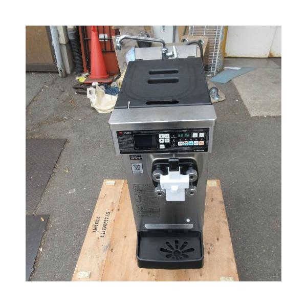 商品名：ソフトクリームフリーザー 寸法：W298×D739×H949 メーカー：日世 型式：Cl-9624AE 年式：2022年製 電源：三相200V 50/60Hz共用 コンセントプラグ：あり 消費電力：1.8/2.1kW 内容積：ミック...