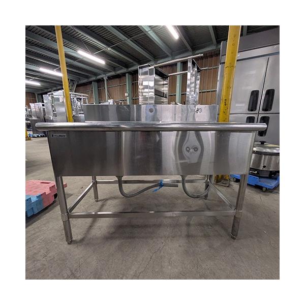 商品名：二槽シンク 寸法：W1200×D600×H800 メーカー：フジマック 保証期間：なし ランク：B 特記事項：キズ、汚れ、穴有り。バックガード50×150  販売店：テンポス京都店（京都府京都市）からの配送です。