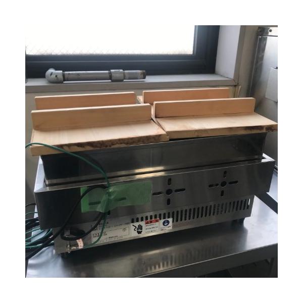 商品名：電機おでん鍋 6仕切 寸法：W485×D335×H180 メーカー：ニチワ電機 型式：EOK-6 年式：2024年製 電源：単相100V 50/60Hz共用 コンセントプラグ：あり 消費電力：1000W ガス種： 付属品：写真の通り...