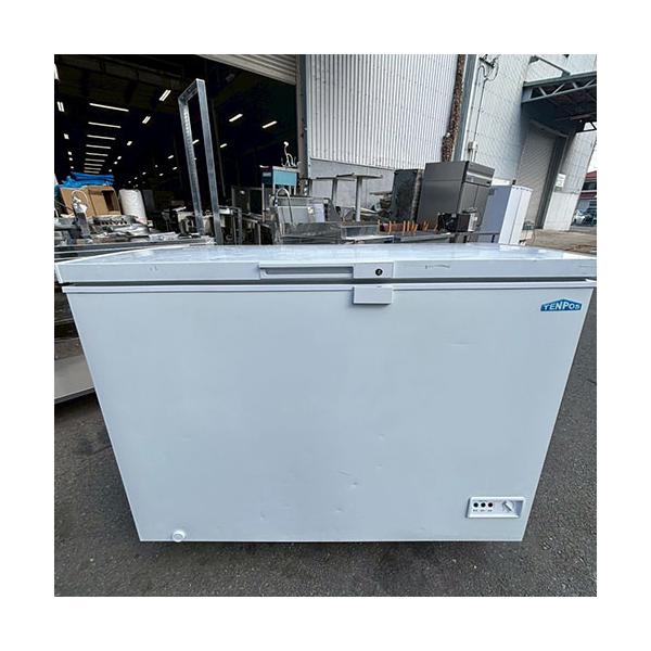 商品名：冷凍ストッカー 寸法：W1116×D644×H845 メーカー：テンポスオリジナル 型式：TBCF-282-RH 年式：2021年製 電源：単相100V 50/60Hz共用 コンセントプラグ：あり 内容積：282L 重量：47kg ...