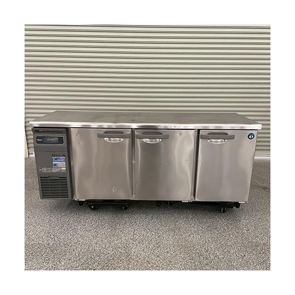 商品名：冷蔵コールドテーブル 寸法：W1800×D600×H800 メーカー：ホシザキ 型式：RT-180SNG-3 年式：2019年製 電源：三相200V 50/60Hz共用 コンセントプラグ：あり 付属品：写真の通り 保証期間：納品日よ...