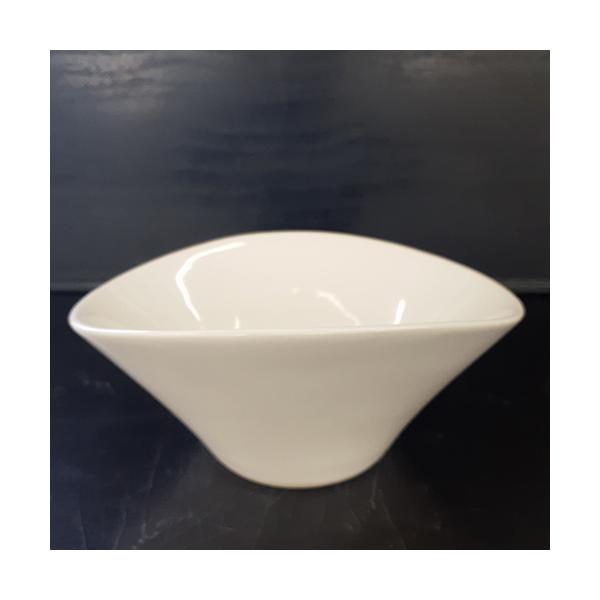 商品名：すげ笠小付 寸法：W122×D94×H55 保証期間：なし ランク：N 特記事項：-  販売店：テンポス燕三条直送 アウトレット館（新潟県新潟市）からの配送です。