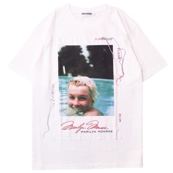 【商品詳細】■ブランド　:　DISCOVERED ディスカバード■商品名 ： MARILYN MONROE TEE (POOL)■品番 ： DC-SS26-CU-13■サイズ3 : 着丈73センチ　身幅56センチ　肩幅52センチ　袖丈22....