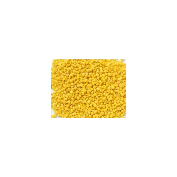 トウモロコシの粒。特に、トウモロコシの 粒をつぶさずに煮た缶詰や冷凍食品です