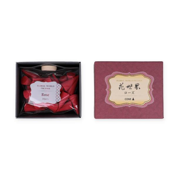 大輪のバラをイメージした豊かで芳醇な甘さ。「香水香 花世界」シリーズの単品（コーン）30粒入です。簡易香立が1つ付属しております。〈コーン（円錐型）〉燃焼時間：約15分高さ約25mmパッケージ外寸:63mm×83mm×26mm