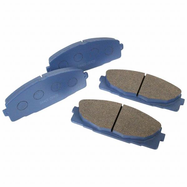 セット内容： 社外品 ブレーキパット左右4枚1セット 【適合品番】04465-26420【参考適合車種】メーカー：トヨタ車種：ハイエース レジアス レジアスエース 200系 KDH22 全車適合型式：KDH227B/KDH200V/KDH2...