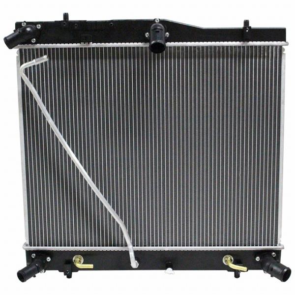 愛車の予防整備やオーバーホール、車検時の交換部品におススメです。【セット内容】ラジエーター×1個【適合品番】16400-30170/16400-30171 【参考適合車種】メーカー：トヨタ車種名：ハイエース 前期型式：ADF-KDH201K...