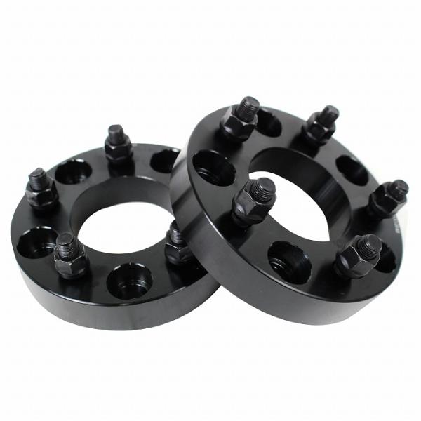 ◇鍛造ワイドトレッドスペーサーブラック2枚1セット＋専用ナット◇PCD変換PCD：127→120.65穴数：5H内径（ハブ）：78.1厚み：30ｍｍボルトサイズ： 1/2-20外径：164mm付属品：スペーサー2枚専用ナット10個表面処理：...