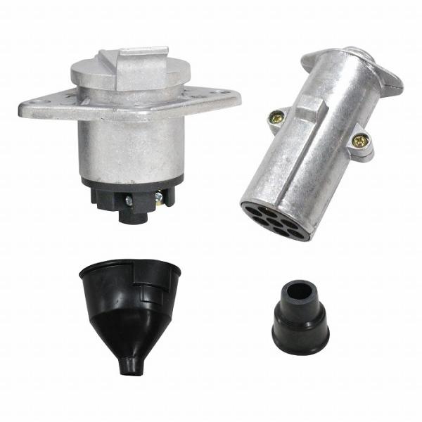 トレーラー牽引時の電装連結に必要となる7芯コネクターソケットの部品。●接合カプラーです。●日本流通サイズですので他社の(ソレックス・タグマスターなど）車両側カプラーにも問題なく使用出来ます。●軽量素材・クロームメッキ仕上げ！※他社の適合に付...