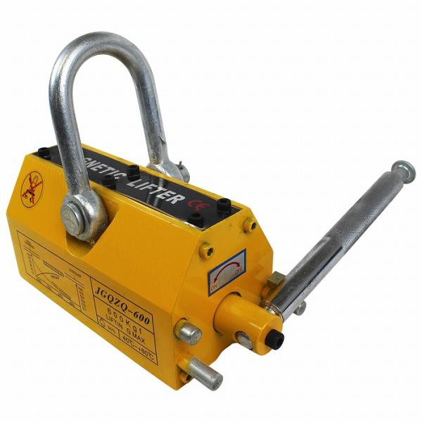 原材料や製品などの重量物の吊り上げ、搬送などに使用するリフティングマグネットです。小型軽量でも高い磁力効果を得られます。【電源不要】電源を必要としないので急な停電でも事故の心配がありません。配電や整流器が不要なので場所を選ばず使えます。【O...