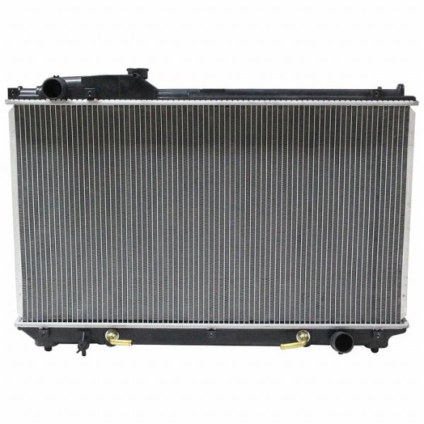 ・水温計が高温になる・ボンネットから煙が出る・エンジンから異音がする・異臭、走行不良が気になるこのような症状が出てきたらラジエーター交換のタイミングです。劣化したラジエーターをそのままにしておくと、オーバーヒートに至る恐れも…そうなる前に、...