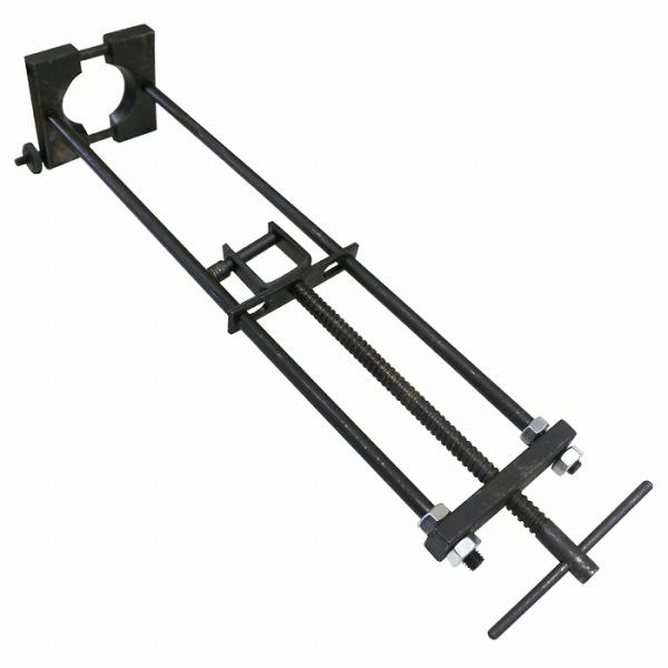 バイク専用のコイルスプリングコンプレッサー！スプリングコンプレッサーとは、足回りのコイルスプリングを交換する際に用いられる特殊工具のことです。上端と下端で圧縮するのでスプリングの塗装を傷つけません。また、スプリング長に応じてサイズ調整が可能...