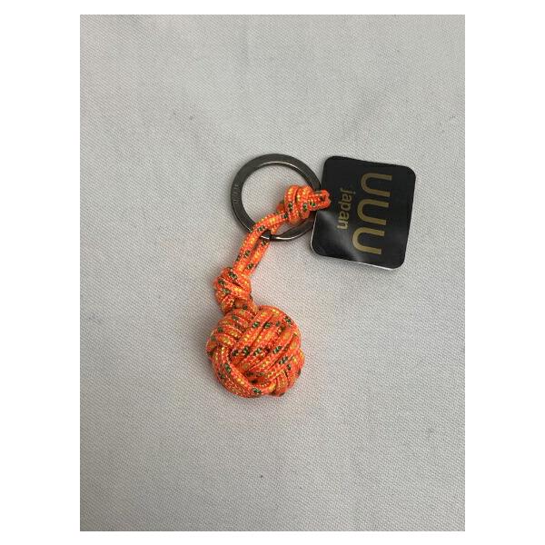 パラコードとは？パラシュートに使用される程の紐なので高い強度を誇り、水にも強くアウトドアにも最適。●京都製のパラコードを使用した（UUU)シリーズのキーリング●緊急時に、ほどいてロープとして使用可能●アウトドア好きな方へのプレゼントなどに。...