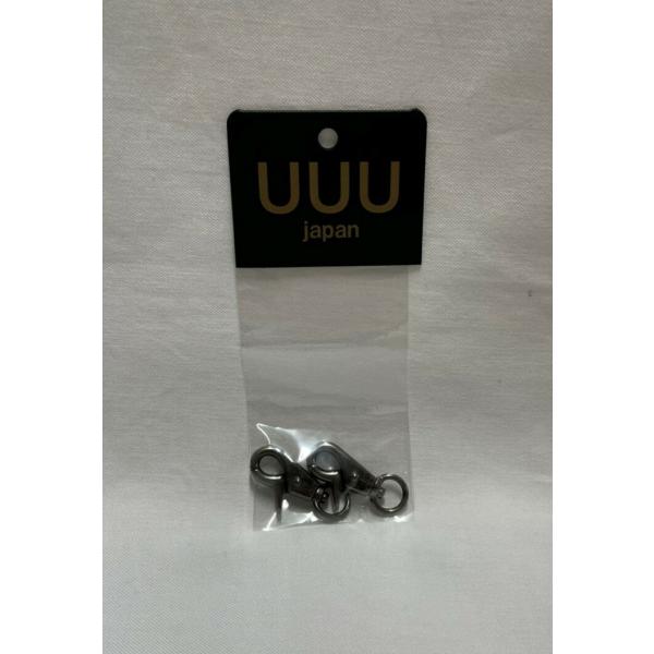 パラコードでオリジナルキーホルダーを作りませんか？●全ての金具に「ＵＵＵ」の刻印有り●塗装ではなくマットなメッキ仕様なので、高級感もある●UUUキーリングシリーズに使用されているオリジナル金具●内容:2ケ入り