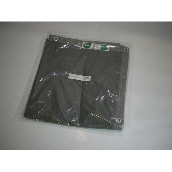 ●ポリエステルの基布に、難燃剤を配合した塩化ビニール樹脂でラミネートコーティングしたメッシュシートです。●建設用飛散防止ネットや防砂、防雪、また、防虫・防鳥・等幅広くご利用になれます。●メッシュなので通気性にも優れており、軽くて使用しやすい...