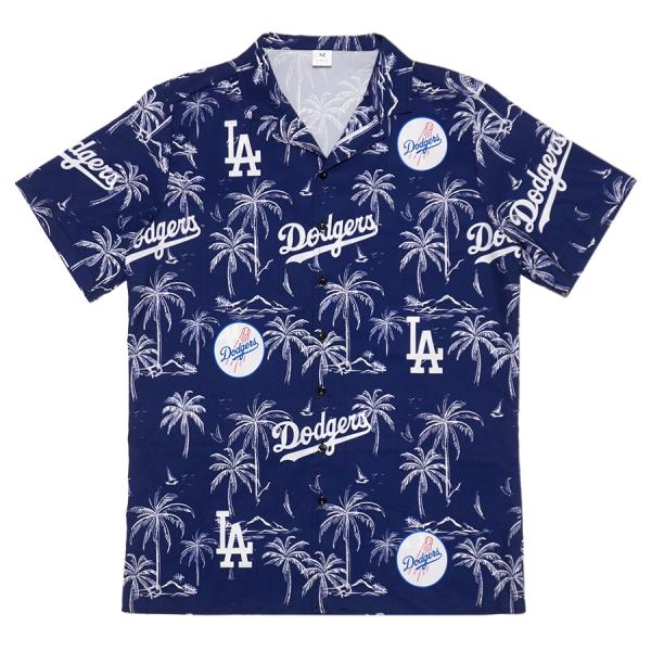 L.A.のストリートで販売されているリアルなデザインオープンシャツ各種入荷！インパクトのあるデザインが魅力で、パンツやショーツにサラっと合わせるだけで雰囲気抜群です。それぞれ入荷サイズに限りがございますので、是非お早めにどうぞ！