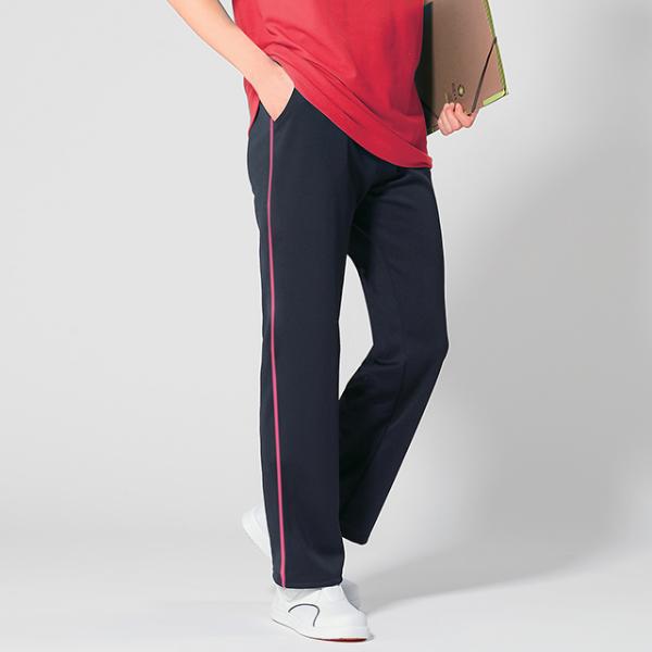 脚長ボトムスで動ける軽快スタイル！スマホや携帯電話がスムーズに収納できる専用ポケットを右ポケットに装備しました。【アンファミエオリジナル】【男女兼用】【商品詳細】●素材／ポリエステル100％（ジャージ）●ウエスト仕様／総ゴム、スピンドル入り...