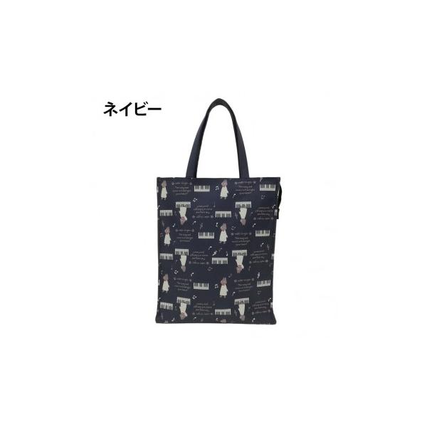 猫の総柄がかわいい縦型トートバッグ。軽量で、使いやすくお手入れも楽々。A4サイズ・500mlペットボトルもしっかり収納できるので、買い物や通勤・通学、お出かけ用のデイリーバッグとしてはもちろん、旅行・トラベルのサブバッグにもおすすめです。&...