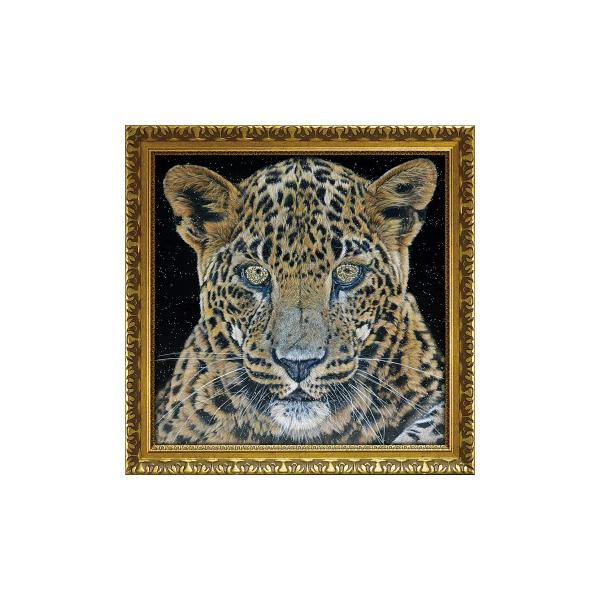 絵と額がセットになった商品です。ジャングルの漆黒から浮かび上がる様に現れた百獣の王者たちを飾り立てるラインストーンが、ギラギラと煌めくたびにゴージャスな空間を演出します。<br>●こちらの商品は、北海道・沖縄・離島への配送は、別...