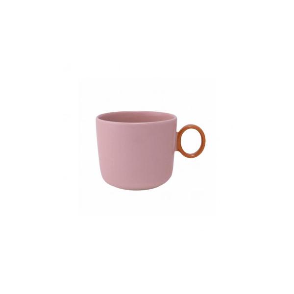 現代のライフスタイルに合うように細部までこだわってデザインされたコレクションです。少し大きめのサイズのマグはカフェラテやホットチョコレート、たっぷりの紅茶を飲むのにおすすめです。磁器のテーブルウェアの縁はハンドペイントでアクセントカラーが描...