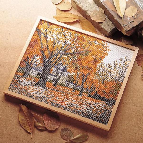 大人気の「四季彩の詩」シリーズです。一針一針刺すことにより秋の訪れを感じ取れることができます。<br>●こちらの商品は、北海道・沖縄・離島への配送は、別途送料がかかる場合がございますので、予めご了承くださいませ。