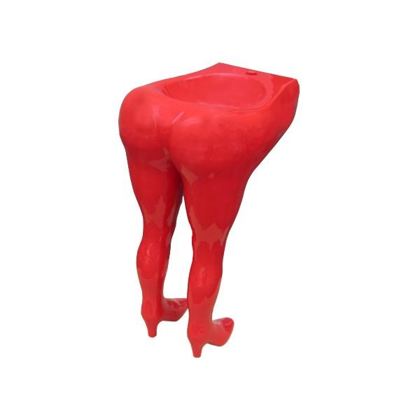 下半身を突き出したようなユニークな洗面化粧台です。店舗やディスプレイなどでのご使用がオススメの商品です。※水を流すことはできません。