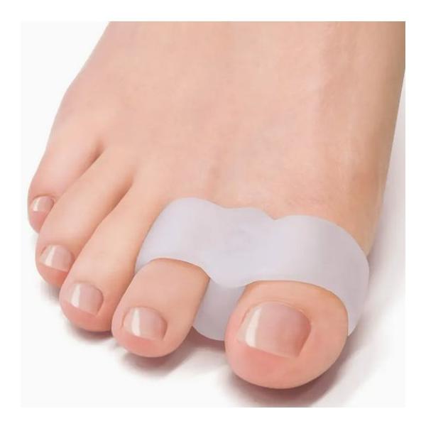 柔らかいシリコンが足の負荷を軽減してくれる足指セパレーター。圧力を吸収、分散する事により痛みを軽減します。フィット感が抜群なので素足はもちろん、靴下の下にも履ける。伸縮性に富むため150％ほど伸ばしてのご利用もできます