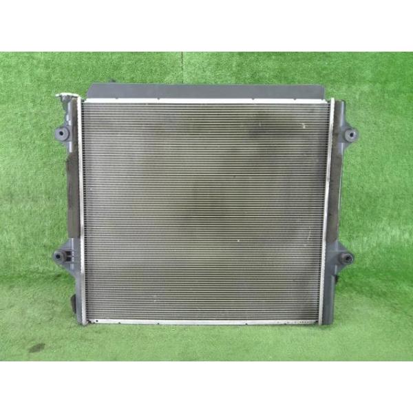 **** 商品説明を必ずご確認ください ****部品管理番号：251121000620400メーカー純正品番：16400-75442部品名：ラジエータ部品メーカー品番：422172-8065部品区分：リサイクル品車名：ランドクルーザープラド...