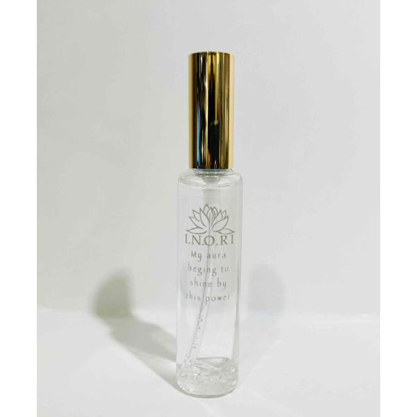 ネイティブアメリカンやチベットなどで邪気払いに使われてきたホワイトセージを昼夜漬け込んだエリキシル水に、神の島 久高島で採れた天然塩を加え、シンボル、マントラをかけ パワーアップさせた、その名も「ソルティーミスト　盛塩スプレー」。これまでの...