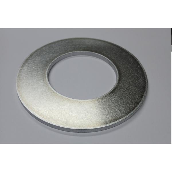 【発売日：2021年10月04日】表面は磨いてあります。バリ取りはしてありますが磨き跡はあります。アルミ A5052サイズ  円形 Φ130mm　中心穴 φ70mm板厚  5.0mmキーワード：アルミ板 ドーナツ型　A5052 DIY 丸 ...