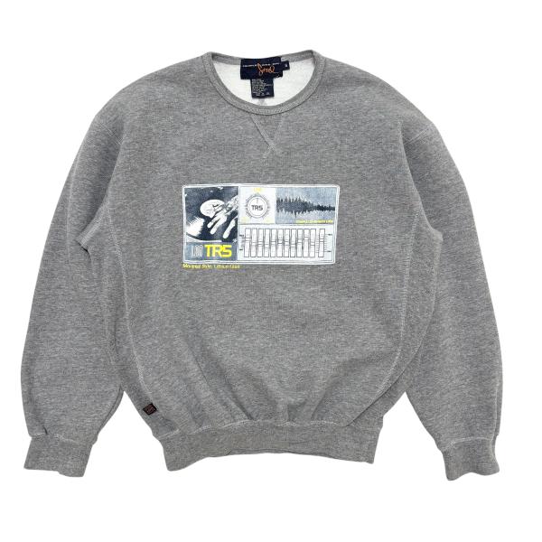 商品/ トリプルファイブソウル TRIPLE FIVE SOUL スウェットシャツ商品説明/ 音楽機材を思わせるグラフィックが印象的な、TRIPLE FIVE SOULのスウェット。90年代カルチャーを連想させる「Montreal Styl...