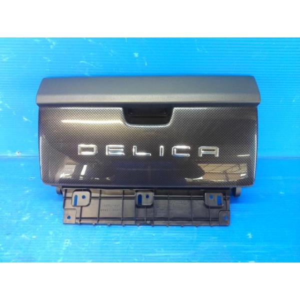 **** 商品説明を必ずご確認ください ****部品管理番号：230724000870210部品名：グローブBOX部品メーカー品番：0950-13409部品区分：リサイクル品管理品番：480522車名：デリカＤ5車両タイプ名：5DBOXワゴ...