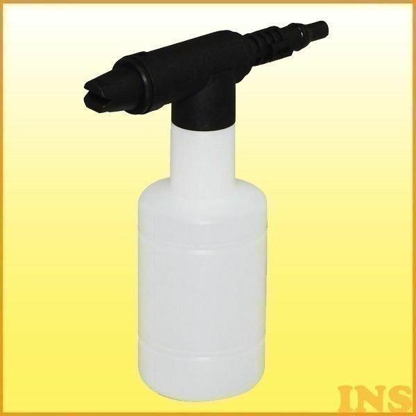 高圧洗浄機のガンに取り付け、中に洗浄剤を入れて使用するフォームランスです。洗剤を入れて使用することができるため、高圧洗浄機の洗浄効果をより高めることができます。【商品サイズ】W16×D7×H9cm【材質】ランス：ポリアミド・グラスファイバー...