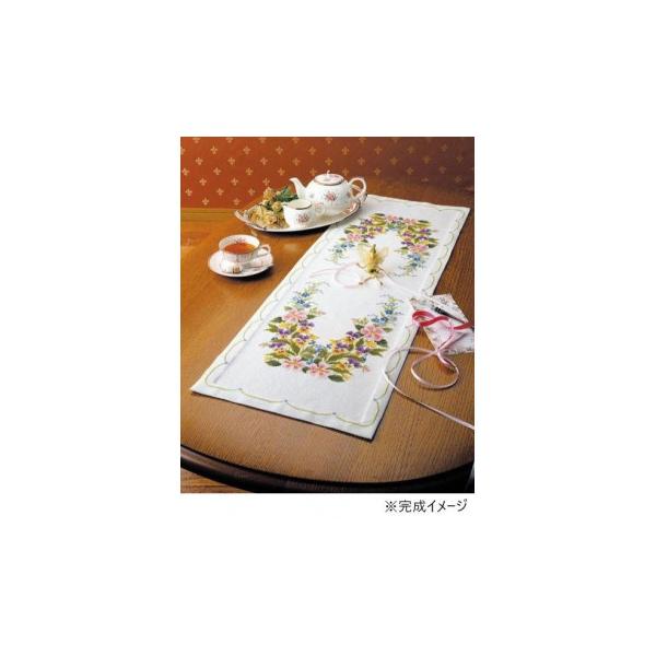 人が集まるテーブル上に色とりどりの花を咲かせませんか?お部屋を明るく、華やかにしてくれるテーブルセンターのクロスステッチキットです。技法は、すべてクロスステッチを使用しています。技術レベルは、中級者向です。<br>●こちらの商品...