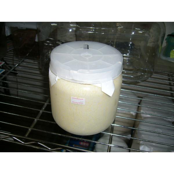 神長きのこ園製Eカワラ１４００ｃｃボトルの販売です。暑い時期は別途クール代４４０円が必要です。