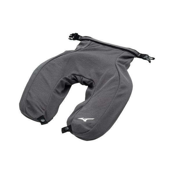 メーカー直送のため代引きでの決済は不可となります。銀行振り込み・コンビニ・クレジット・後払い決済でご購入下さい。氷で実感！首もとひんやり氷で冷やす氷のう型ネッククーラー前部スナップボタンでズレを抑えて、しっかりフィット！氷を入れるインナー袋...