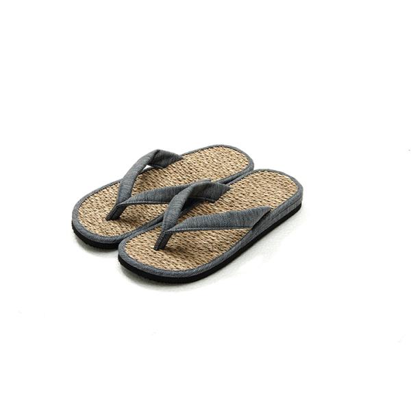 ■ 大切な方へのプレゼントとしても最適な七島い草の草履です。■ ラッピング付きなので、母の日、父の日ギフトや敬老の日ギフト、誕生日プレゼントとしておすすめです。■ 表面は湿気に強く丈夫なベトナム産の七島イ草を使っており、耐久性があります。■...