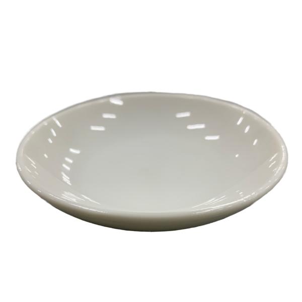 サイズ/約高さ1.7cm直径：約7.5cm重量/約44g内容量/1個材質/陶磁器生産国/日本製●神棚のお供えに使われる白皿で、素焼きではなく、上薬を塗った表面がつるっとした品です。●白皿には「お塩」や「御洗米」を供えます。●お米、お塩は毎日...