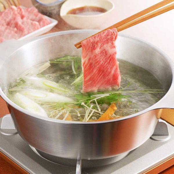 サイズ/約幅33×奥行27.6×高さ11.3cm重量/約1080g容量/約3.8L内容量/1セット（本体、フタ：各1点）材質/ステンレス生産国/日本製熱源/IH・ガス火両対応●シンプルな形にこだわったステンレス製の鍋です。●寄せ鍋やしゃぶし...