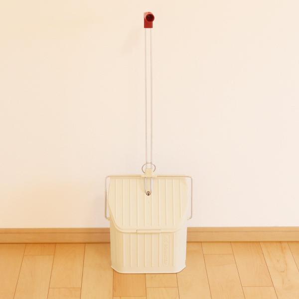 サイズ/約幅28.5×奥行13×高さ84.5cm重量/約780g内容量/1個材質/本体・グリップ：ポリプロピレン柄・金具：ステンレス先端ゴム：エラストマー樹脂、ポリプロピレン生産国/日本製組立状態/お客様組立品●デザインにもこだわったロング...