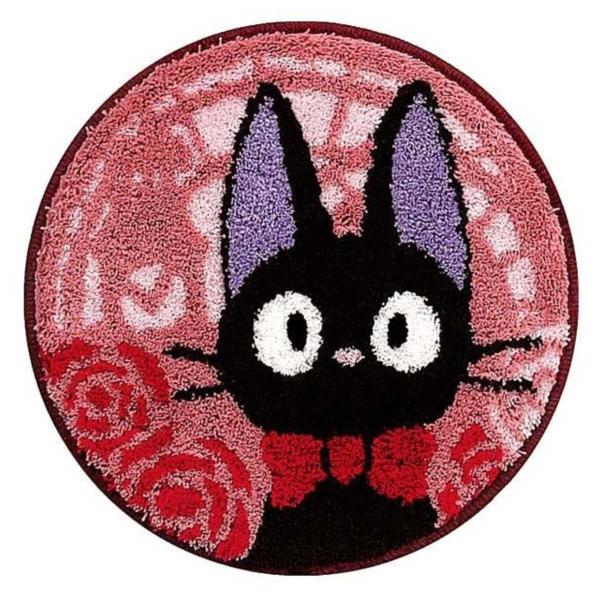 サイズ/直径：約38cm内容量/1枚材質/アクリル100％生産国/中国製洗濯/洗濯機使用可能乾燥機/使用不可●リボンの付けたかわいいジジがポイントのチェアパッドです。●いつもの椅子に敷くだけで、かわいいジジに癒されます。●お部屋のアクセント...